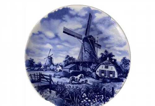 Тарелка настенная в стиле Delft