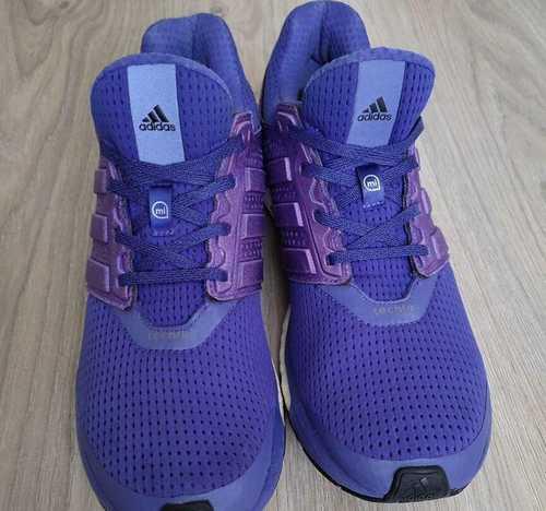 Кроссовки Adidas boost ориг.р.41,5-42 ст.27,7-28см