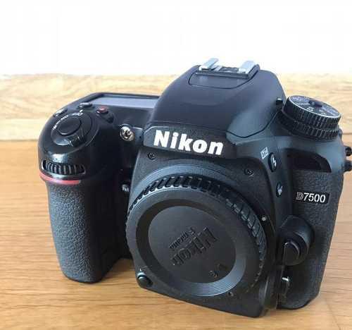 Nikon D7500 body (пробег 14 тыс.кадров)