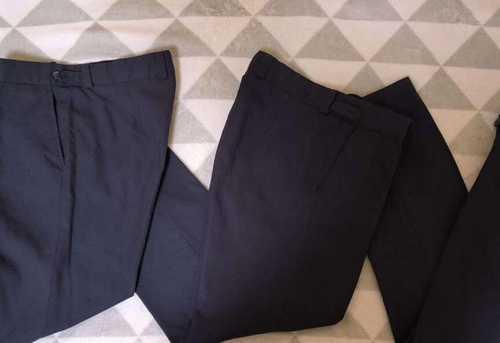 3 пары школьных форменных брюк, р 146-76