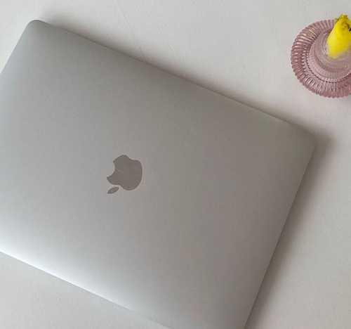 Macbook air 2020 m1