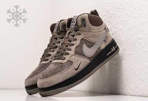 Зимние кроссовки Nike Air Force 1 Mid