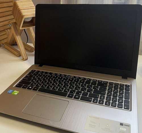 Ноутбук asus vivobook D 540 M