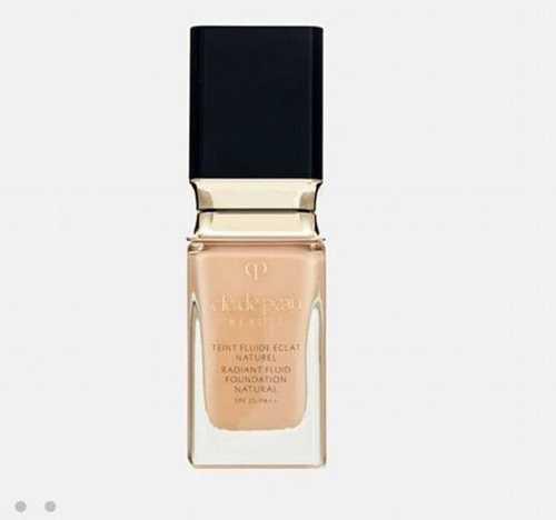 Тональный крем cle de peau bf20