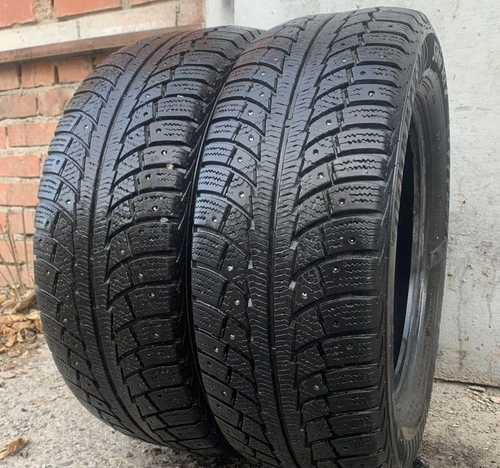 Matador MP 50 Sibir Ice 215/60 R16