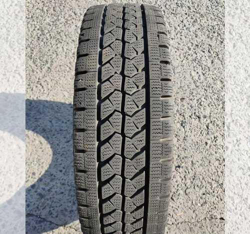 Шины 215/70R17.5 LT Bridgestone Blizzak W979 2019г