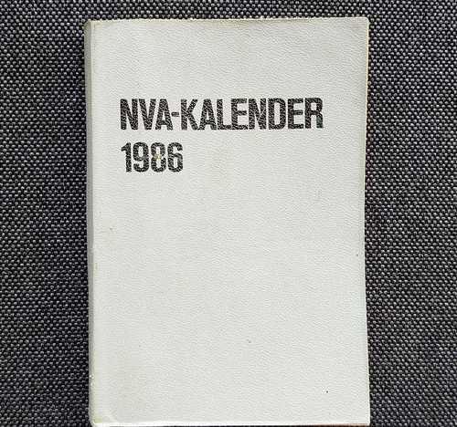 Книга-календарь Нац. Армии ГДР. 1986г. Винтаж