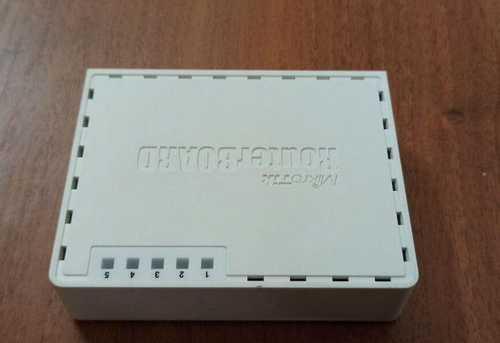 Роутер (маршрутизатор) Mikrotik Router Board 750