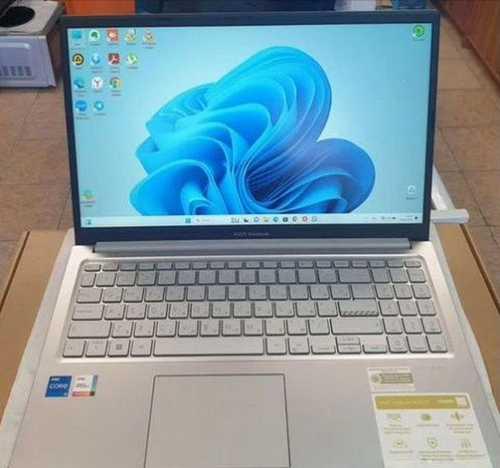 Aрeндa ноутбука Asus VivoBook 15 256GB