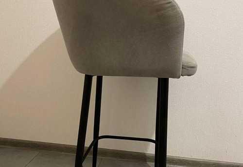 Барная стойка+стулья (2шт)