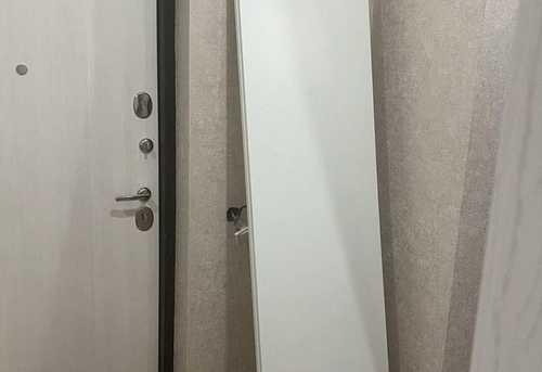 2 двери со шкафа без дефектов