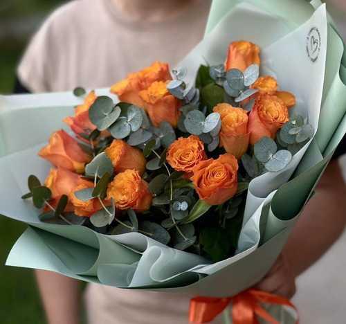 Розы эвкалипт цветы букеты доставка