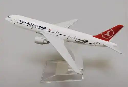 Модель самолёта Turkish Airlines