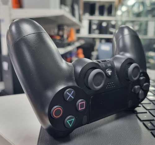 Геймпад беспроводной PlayStation DualShock 4 /84