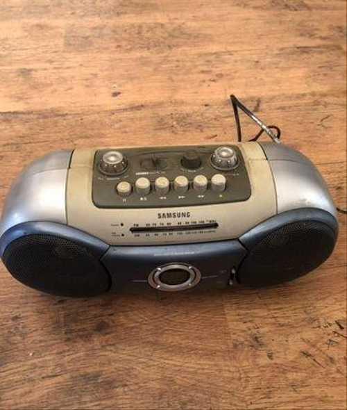 Магнитофон с радио samsung
