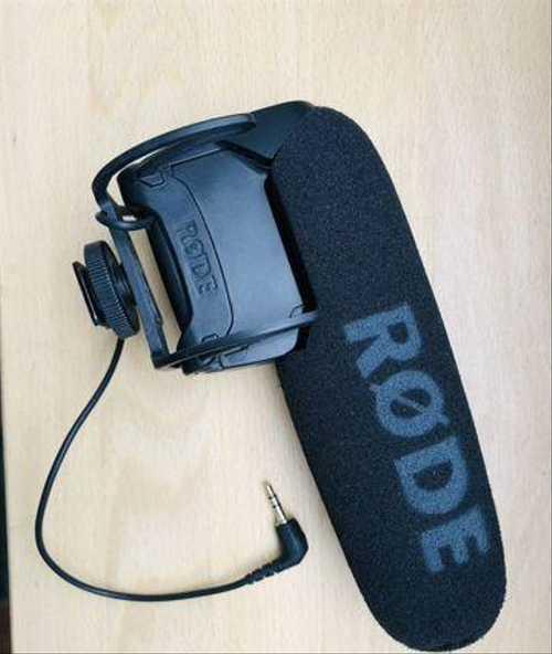 Накамерный микрофон Rode Videomic PRO