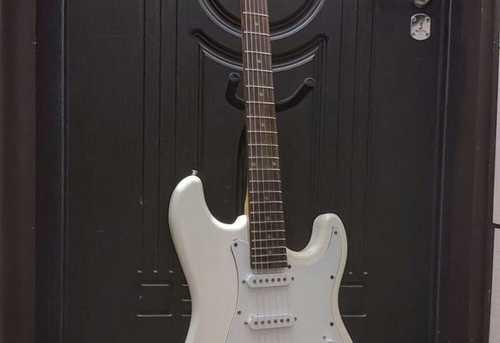 Электрогитара Fender Stratocaster/ обмен