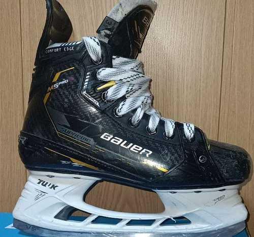 Хоккейные коньки bauer