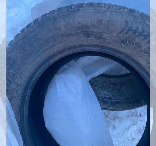 Nokian Tyres Hakkapeliitta 8 285/60 R18