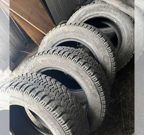 Goodyear UltraGrip 500 195/65 R15