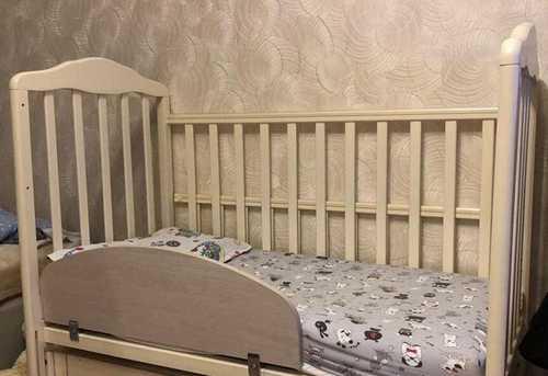 Кровать детская с маятником (матрас в подарок)