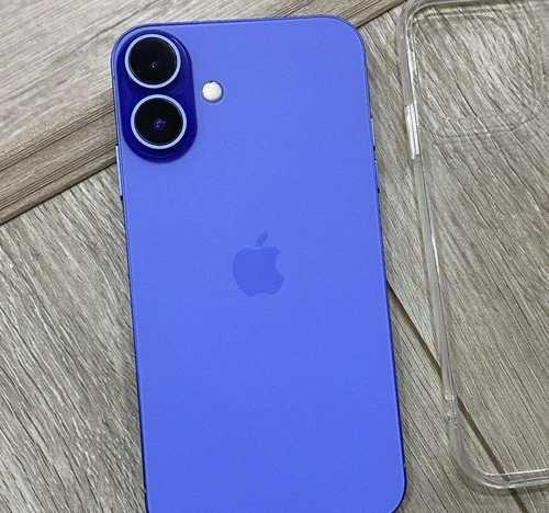 iPhone XR в корпусе 16