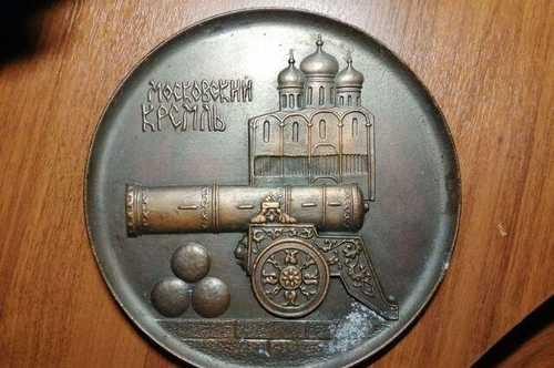 Тарелка металлическая "Московский кремль"