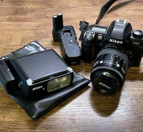 Nikon F80, 35-105mm, вспышка, батарейный блок