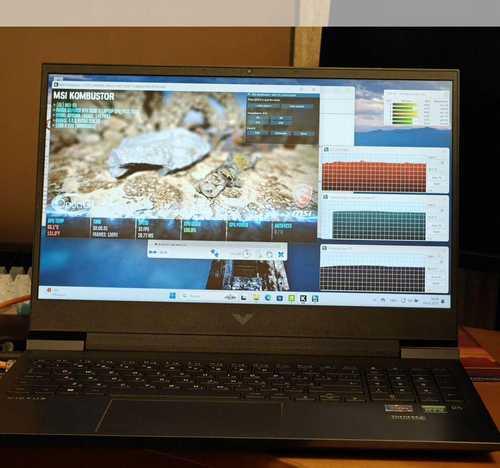 Игровой ноутбук HP Victus 16-e0010ur Ryzen 5 5600H