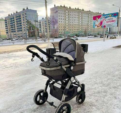 Прогулочная коляска