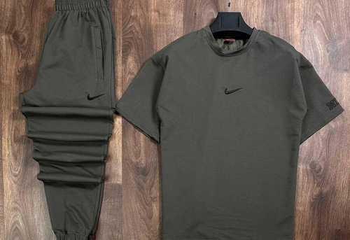 Костюм мужской штаны и футболка Nike