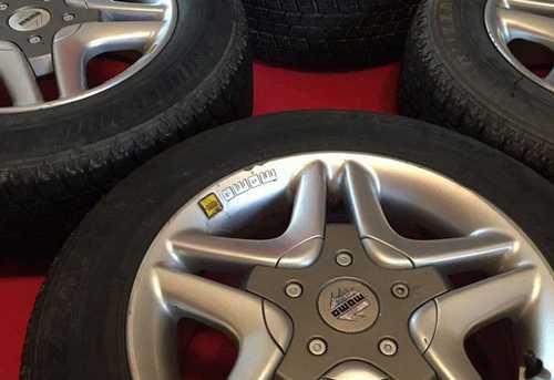 Momo Ferrari диски r15