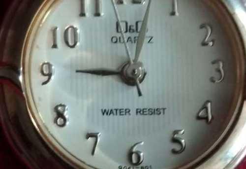 Часы кварцевые женские