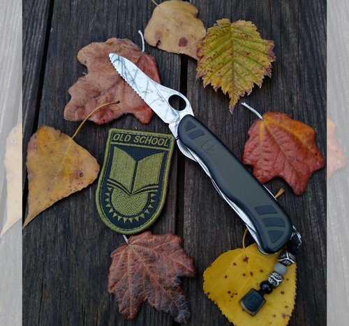 Продаю Складной нож Victorinox Soldier