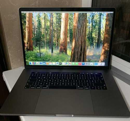 Macbook Pro 15 2018 Touch Bar i9 500gb идеал