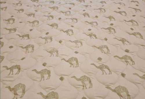 Одеяла Верблюжья шерсть тик новые, в упаковках