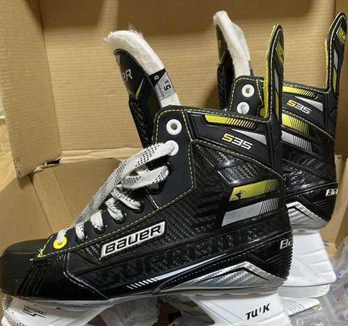 Хоккейные коньки bauer