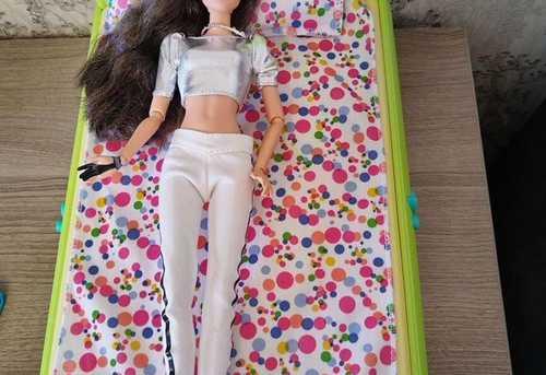 Мебель Кровать для кукол Барби Софии