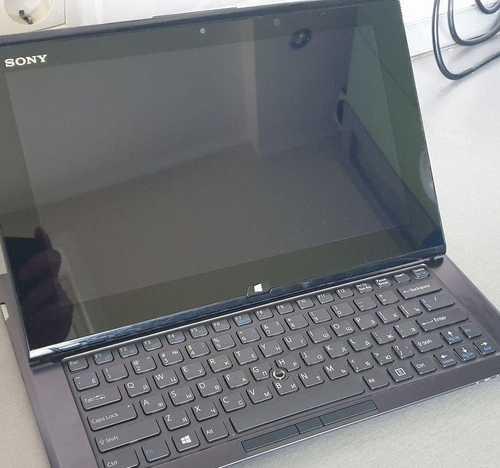 Ноутбук-планшет Sony SVD112A1WV