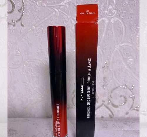 Помада MAC Love Me Liquid Lipcolour Yeah I'm Fancy