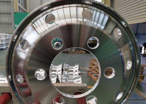 Алюминиевый колесный диск 6,0X17,5 6отв SRW