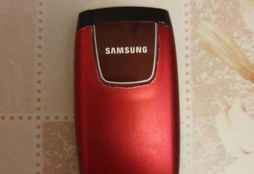 Кнопочный телефон Samsung C270