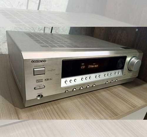 AV ресивер Onkyo TX-SR304E