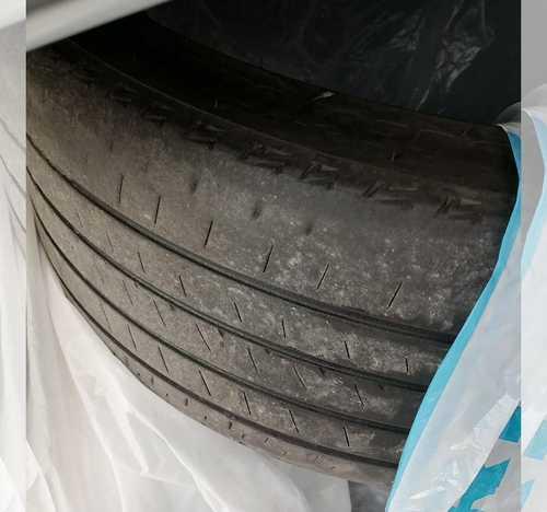 Bridgestone Turanza AR10 235/45 R18