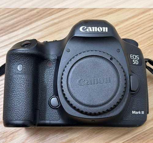 Цифровой фотоаппарат canon 5D mark iii