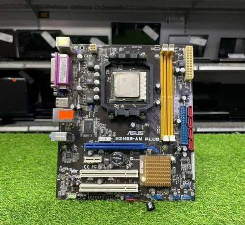 Asus M2N68-AM Plus Socket AM2