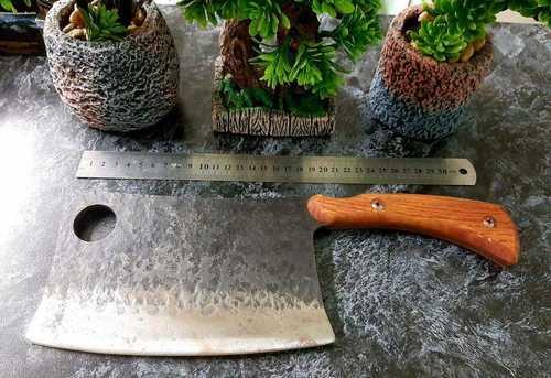 Кухонный нож-топорик тяпка кованый