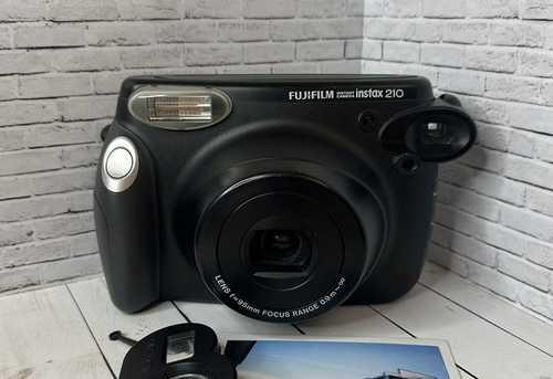 Фотоаппарат instax 210