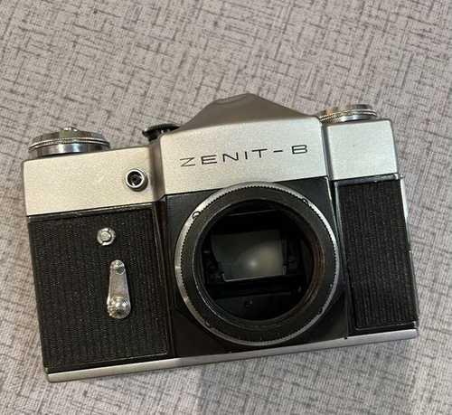 Плёночный фотоаппарат Зенит-B