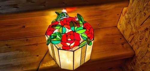 Светильник "Коробка с розами" витраж Тиффани